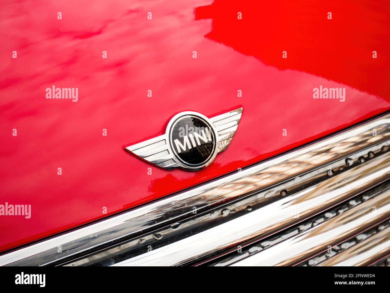 Logotype mini cooper hi-res stock photography and images - Alamy