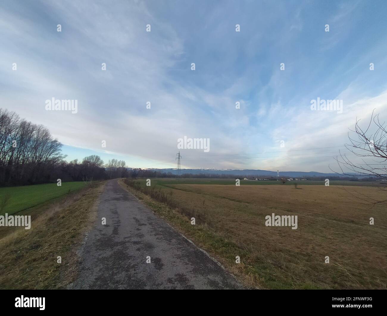 A walk in the countryside Stock Photo - Alamy