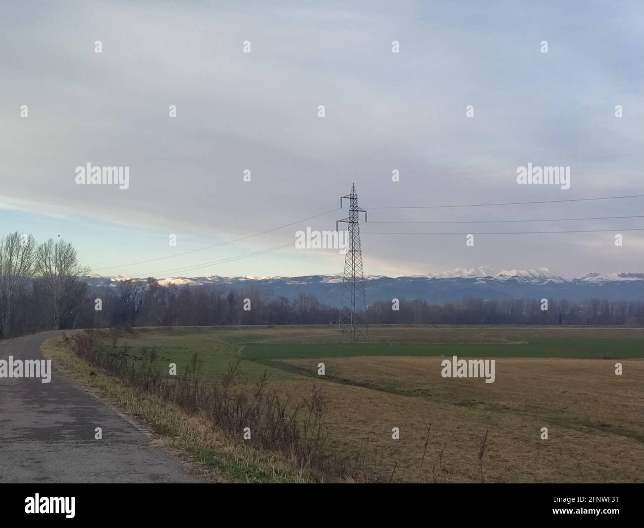 A walk in the countryside Stock Photo - Alamy