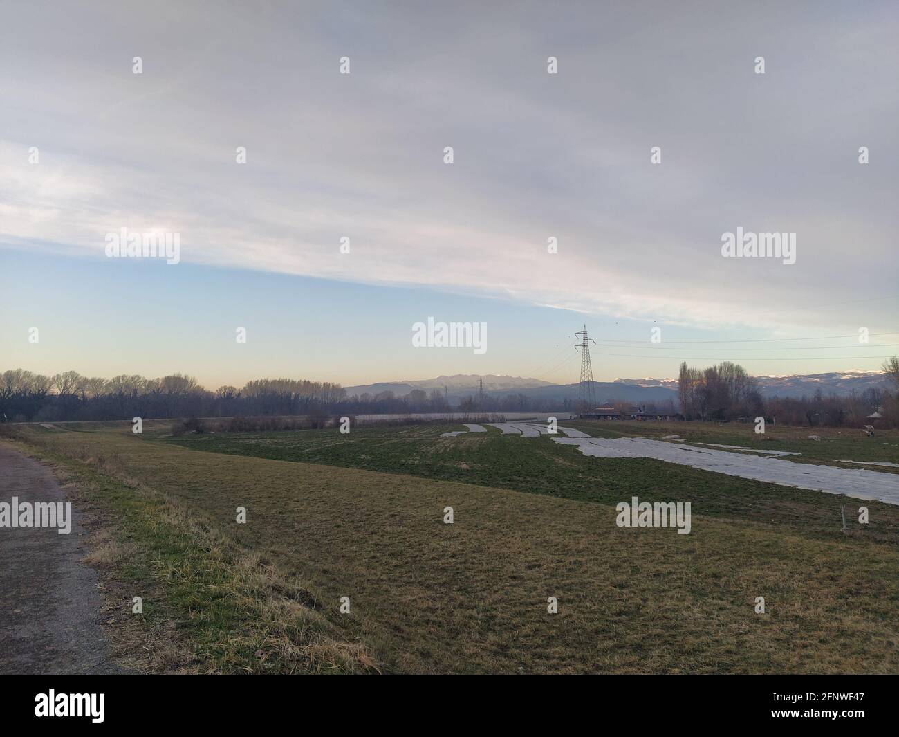 A walk in the countryside Stock Photo - Alamy