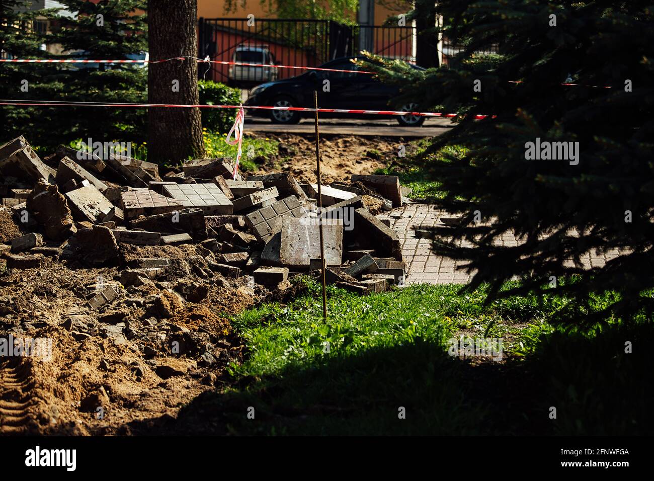 Warning sign prohibits entry hi-res stock photography and images - Alamy