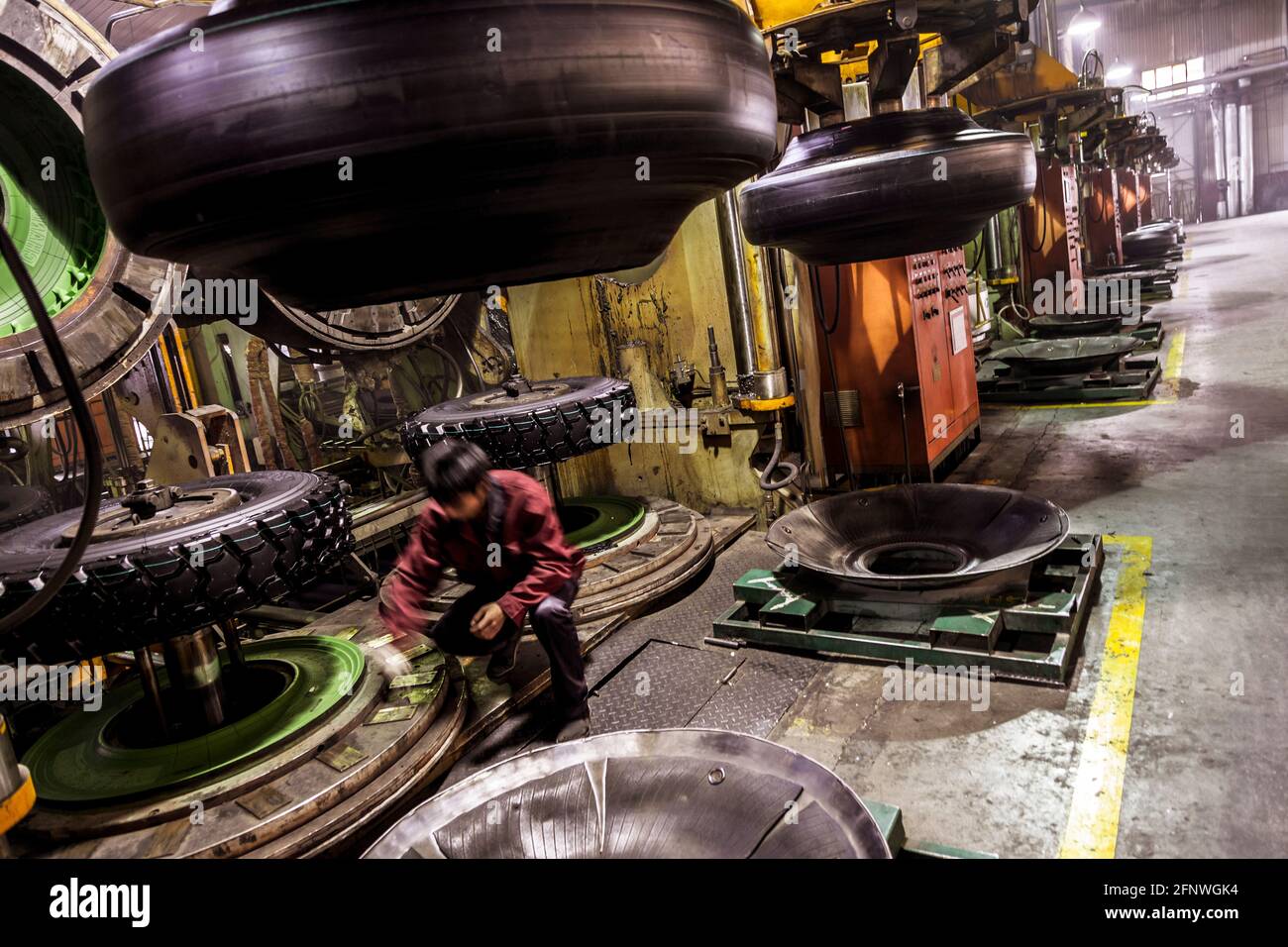 Tyre factory china hi-res stock photography and images - Alamy