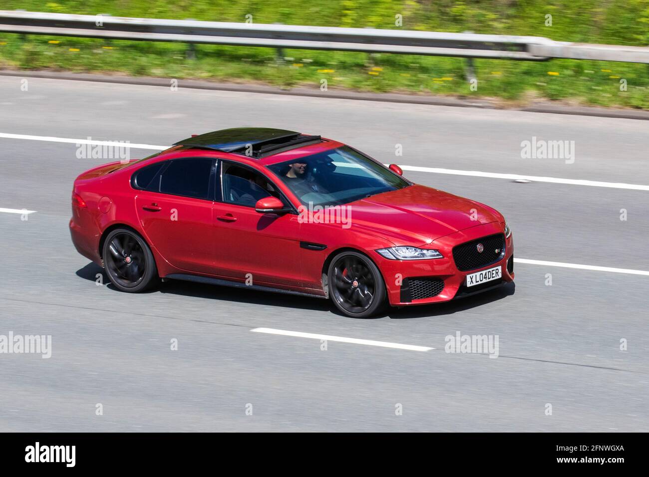Jaguar Xfr Red