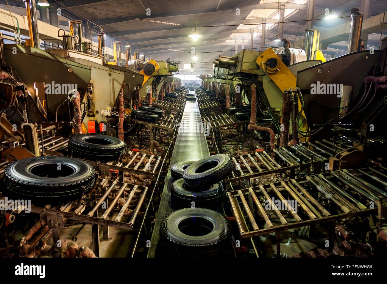 Tyre factory china hi-res stock photography and images - Alamy