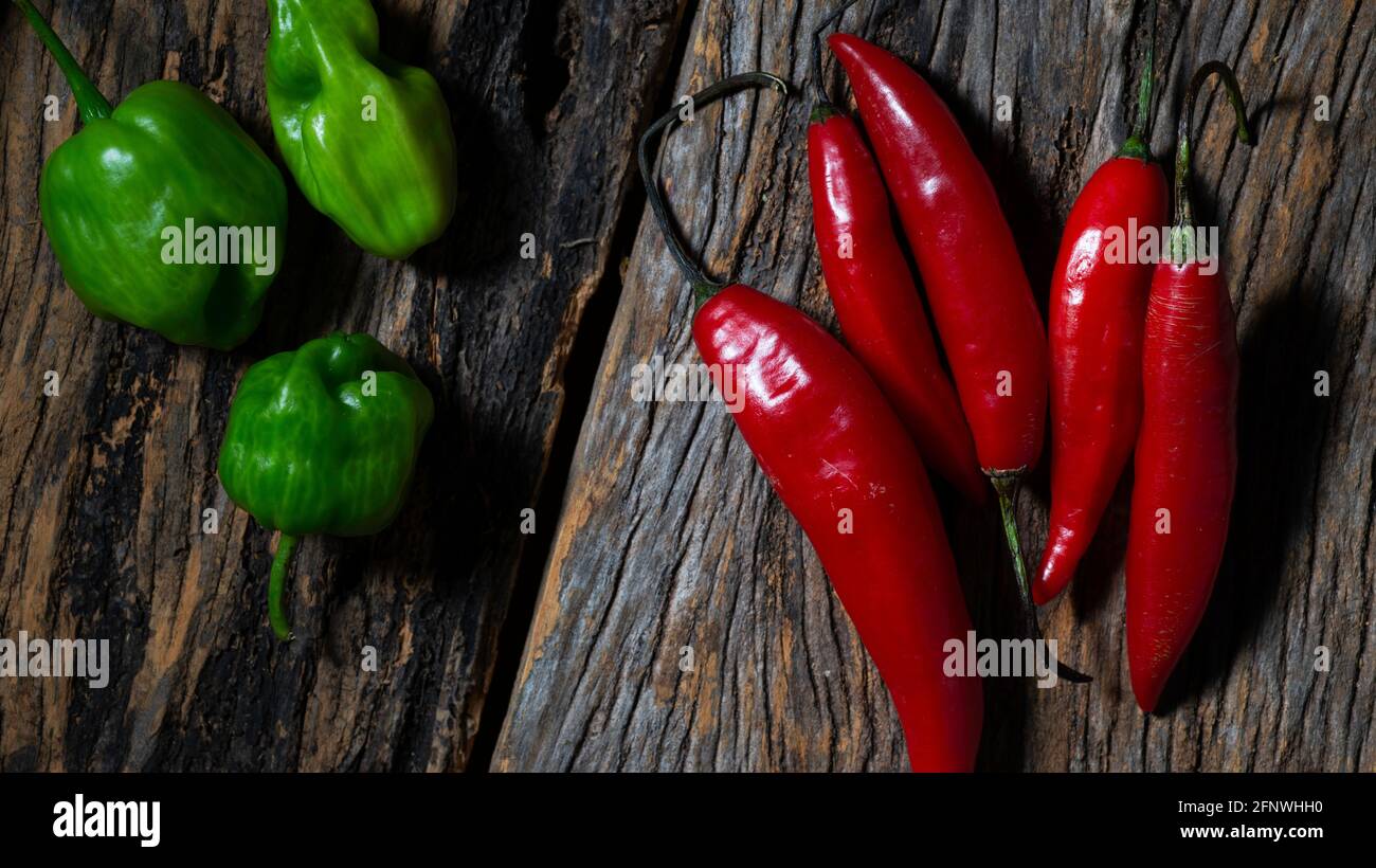 dedo de moça and pimenta de cheiro, Brazilian chili pepper Stock Photo ...