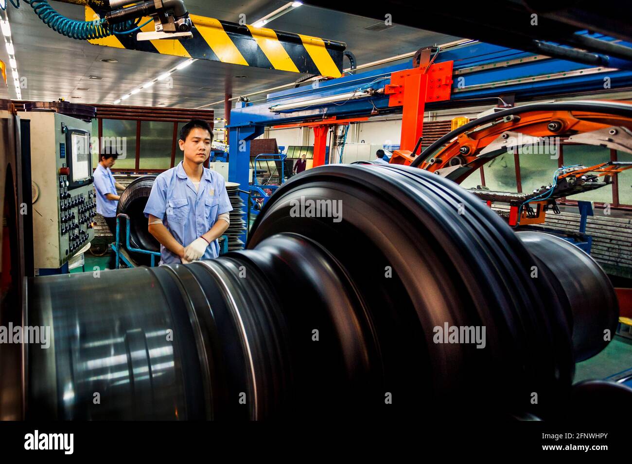 Tyre factory china hi-res stock photography and images - Alamy
