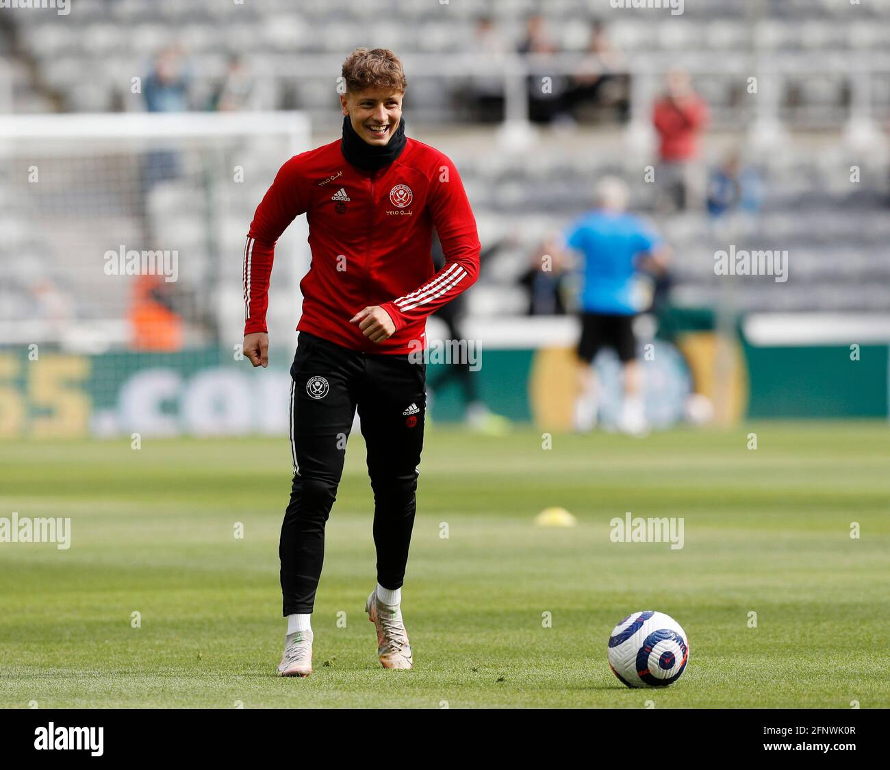 Newcastle, England, 19th May 2021. Harry Boyes of Sheffield Utd warms ...