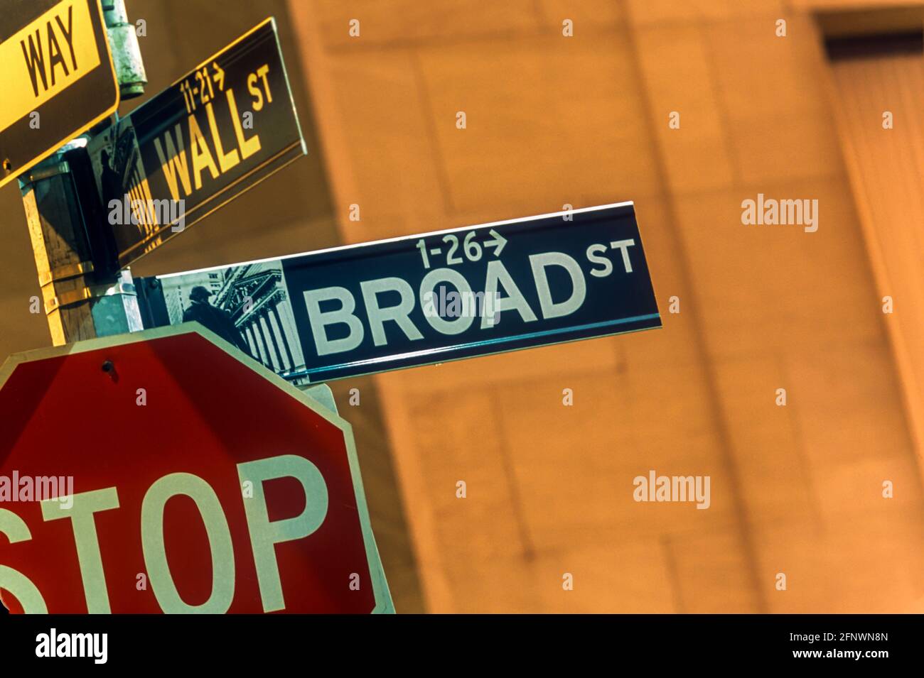 2000s signs hi-res stock photography and images - Alamy