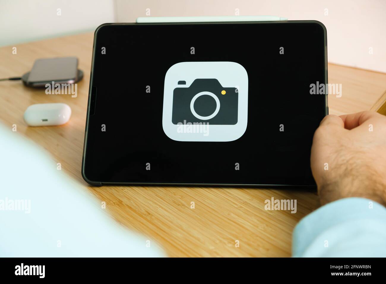 Apple camera logo on the screen of iPad tablet. March 2021, San Francisco, USA Stock Photo - Alamy