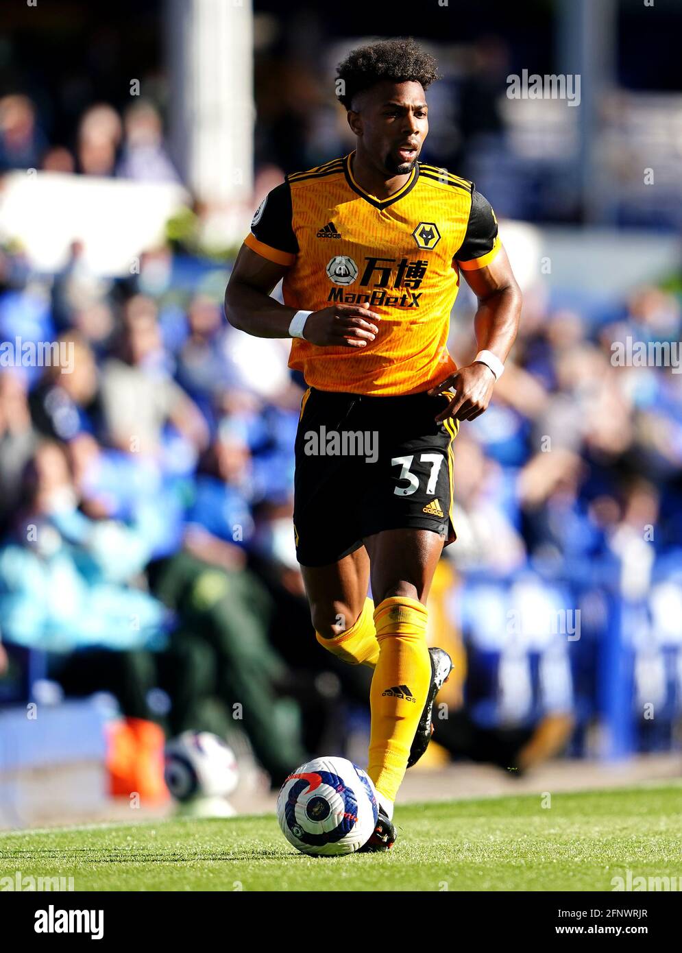 Adama traore in action 2021 hi-res stock photography and images - Alamy
