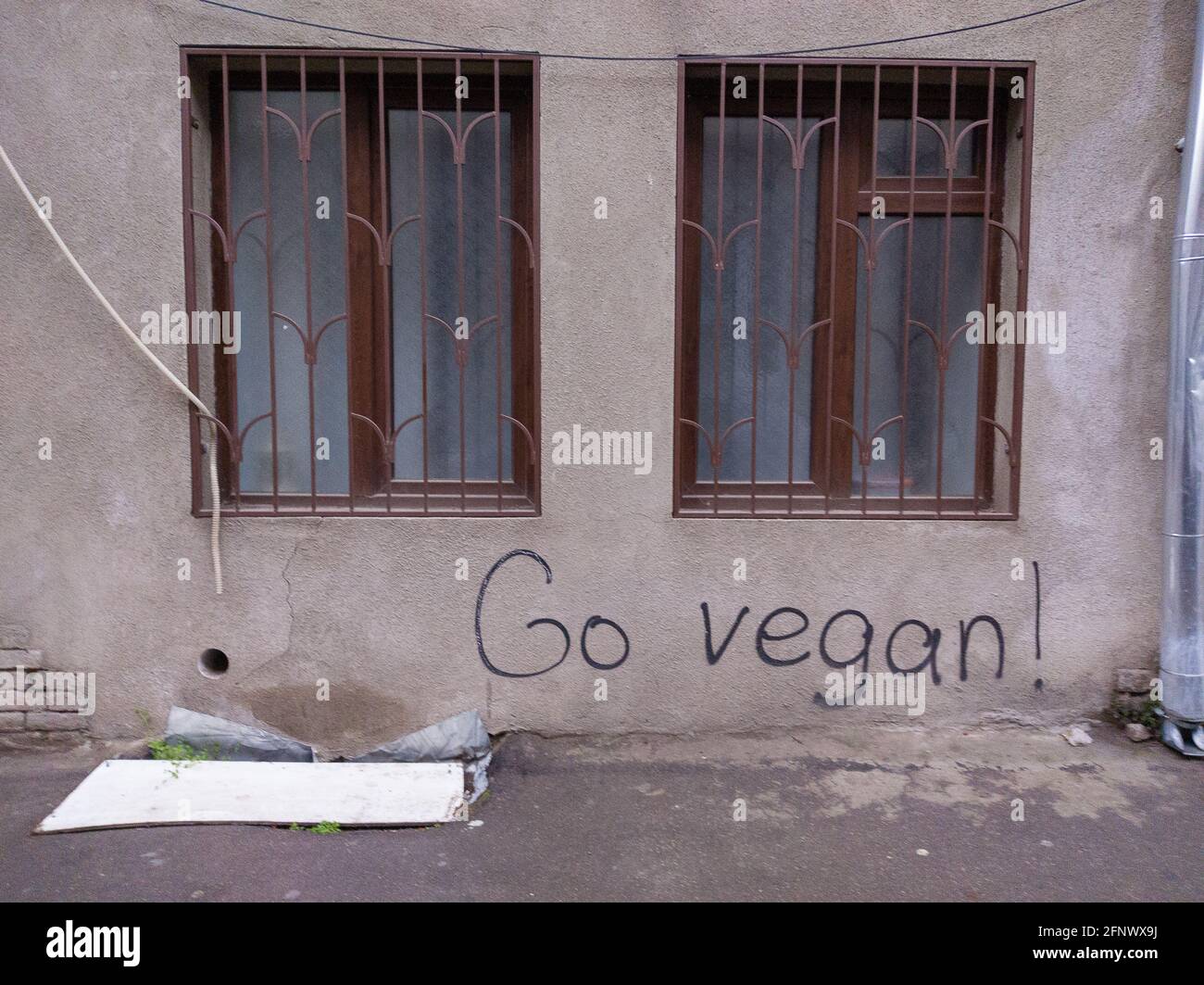 Poor and old quaters in Tbilisi capital city of Georgia Stock Photo - Alamy