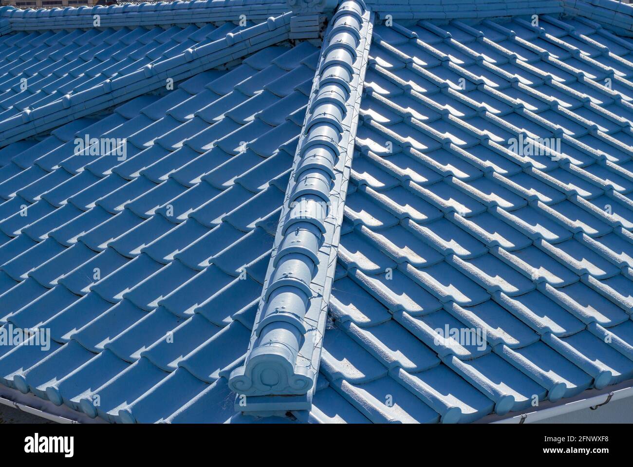 Japan rooftop hi-res stock photography and images - Alamy