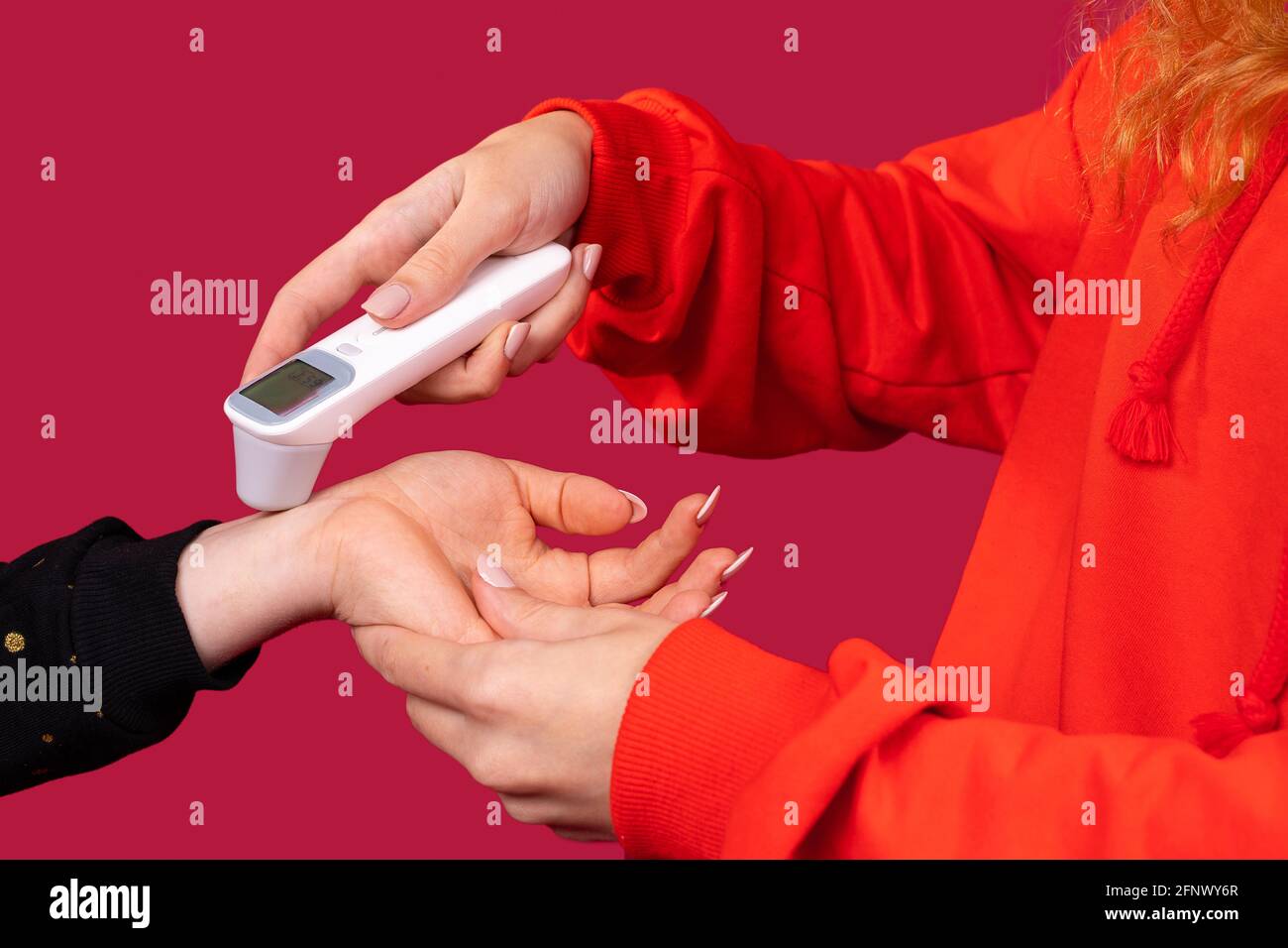 Infrared thermometer gun, medical digital non-contact temperature ...