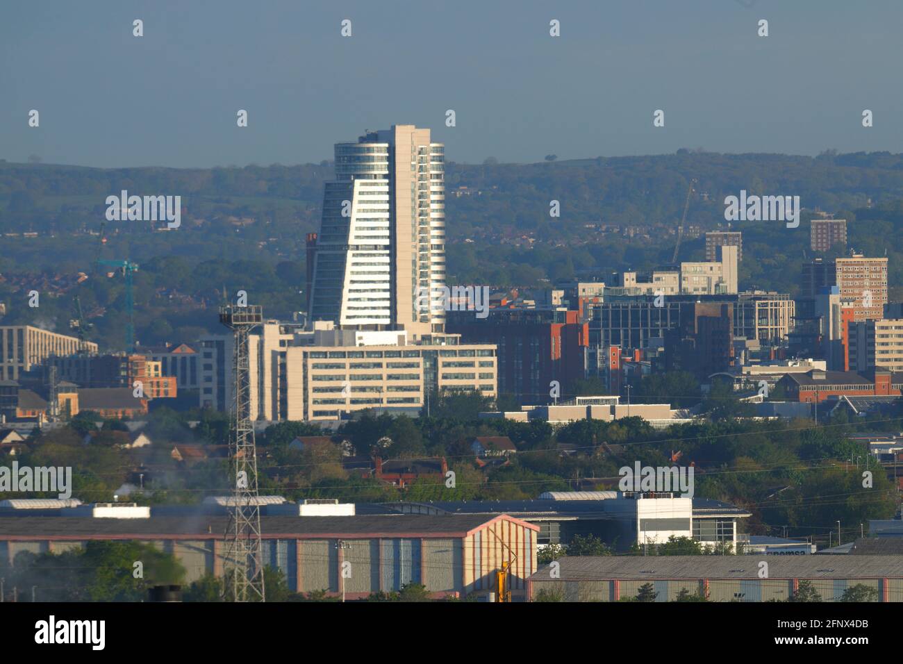 One of the tallest buildings in leeds hi-res stock photography and ...