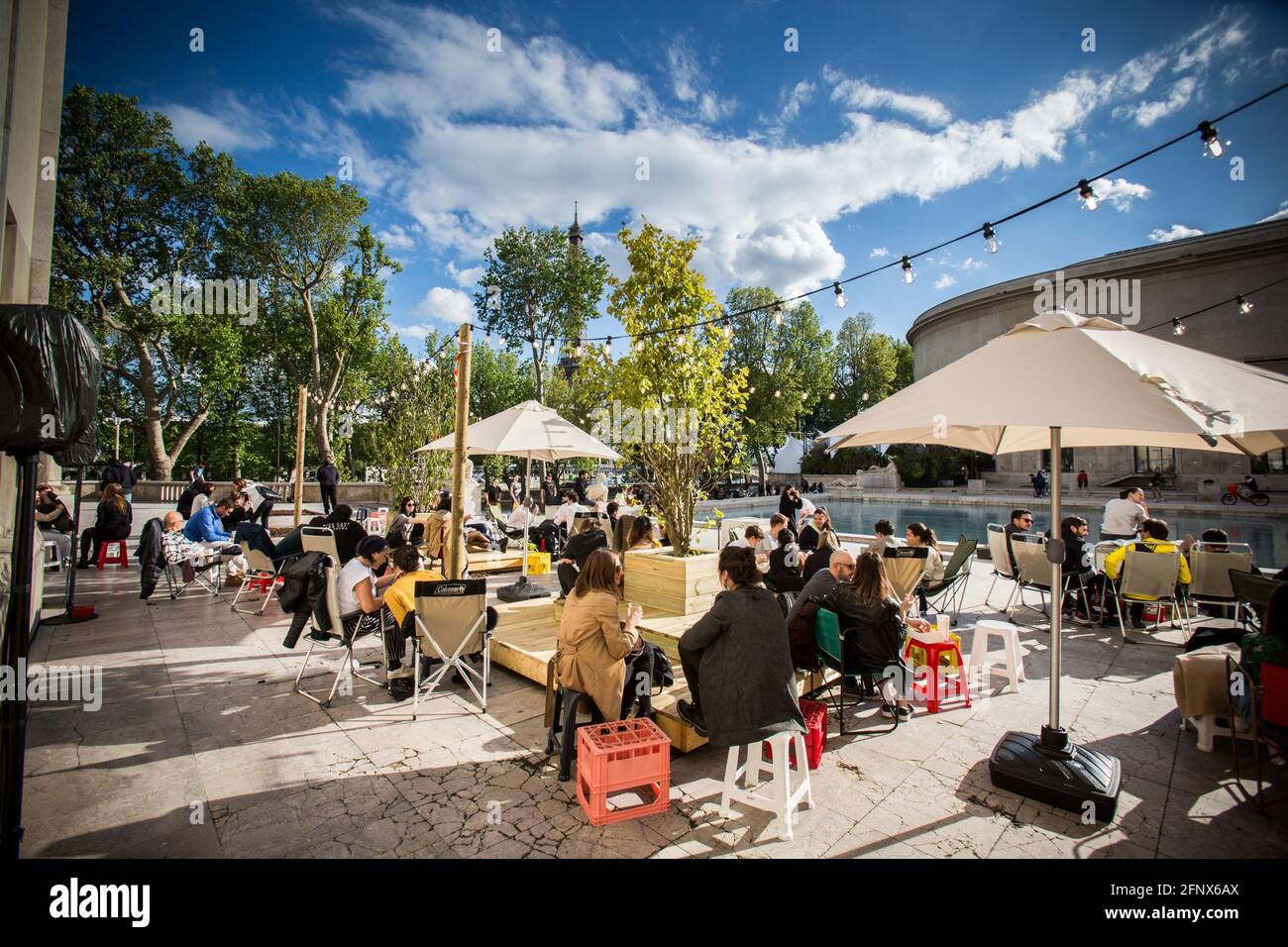 Palais de Tokyo Terrace - Cafes, restaurants and other businesses re ...
