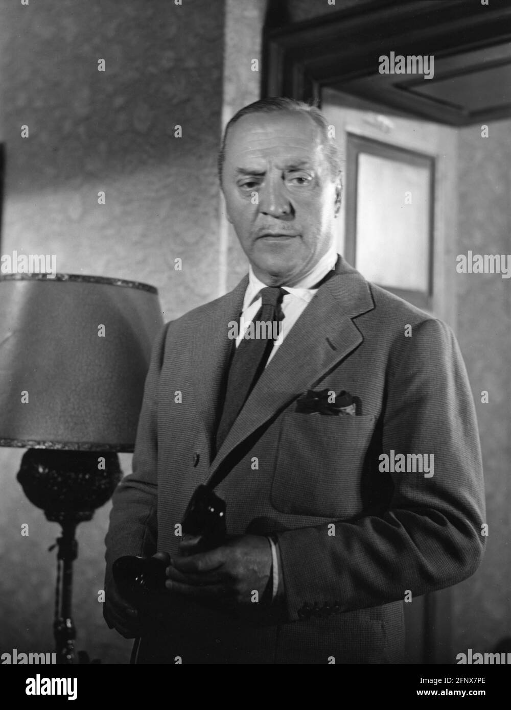 BASIL RADFORD in WHISKY GALORE ! 1949 director ALEXANDER MACKENDRICK ...