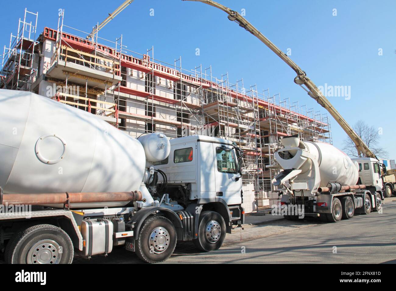 concrete mixer on construction site Stock Photo - Alamy