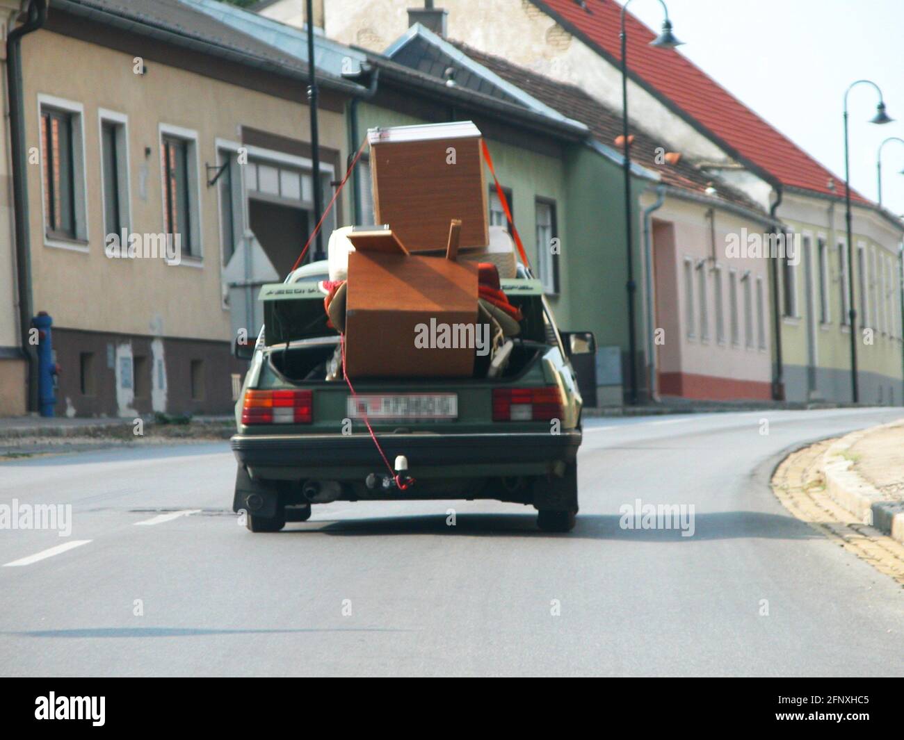 Overloaded vehicle hi-res stock photography and images - Alamy