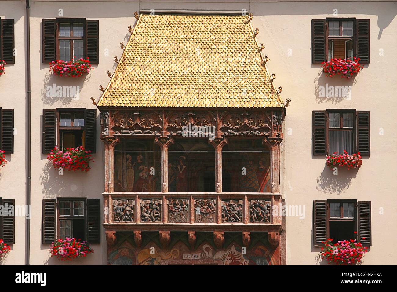 Goldenes dachl hi-res stock photography and images - Alamy