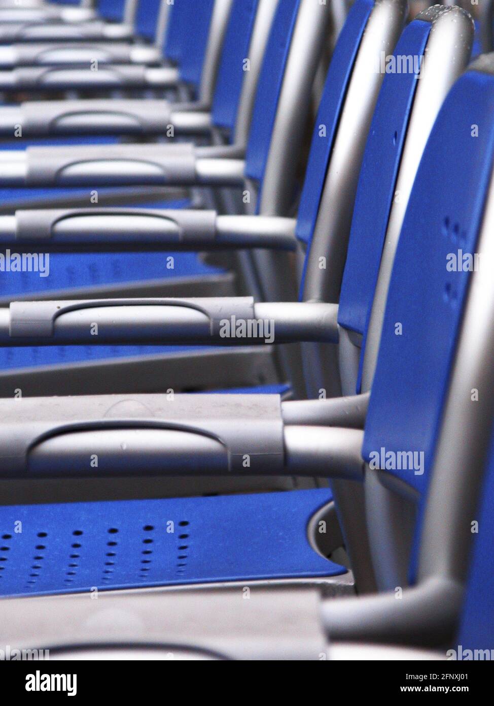 2 empty seats hi-res stock photography and images - Alamy