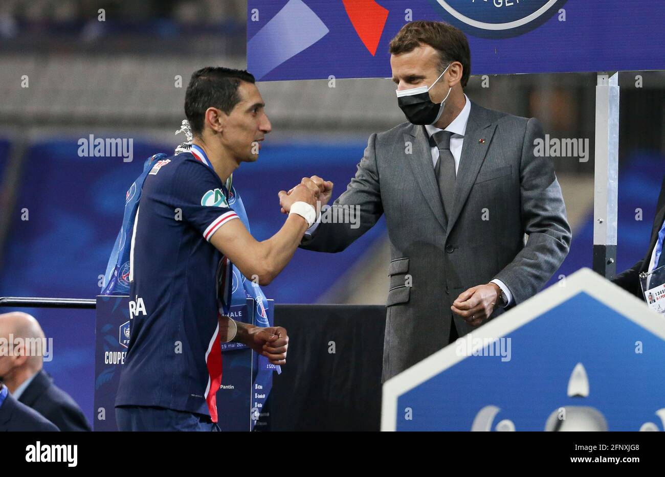 Di maria psg trophy hi-res stock photography and images - Alamy