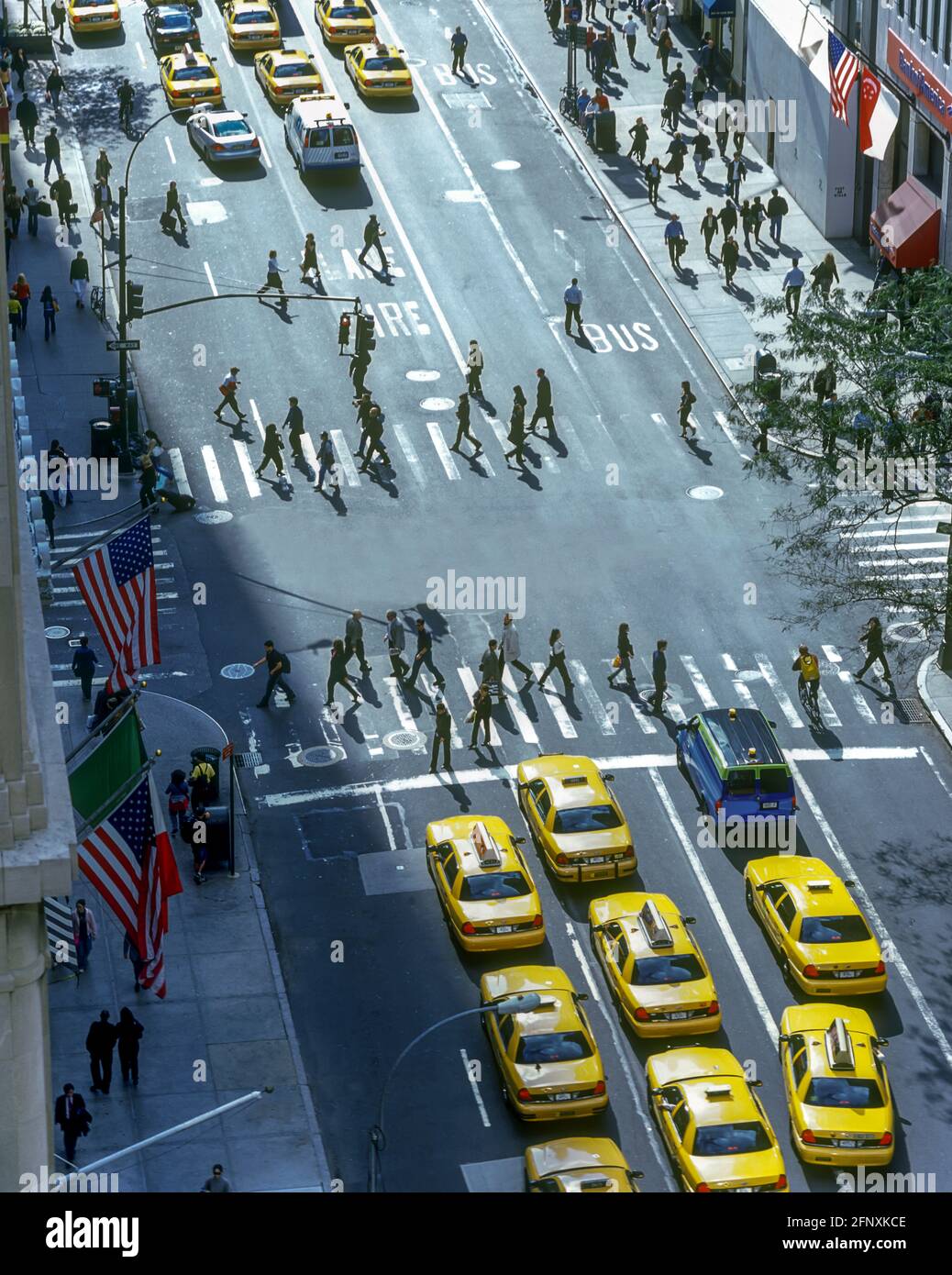 2005 HISTORICAL ABOVE FIFTH AVENUE MIDTOWN MANHATTAN NEW YORK CITY USA ...