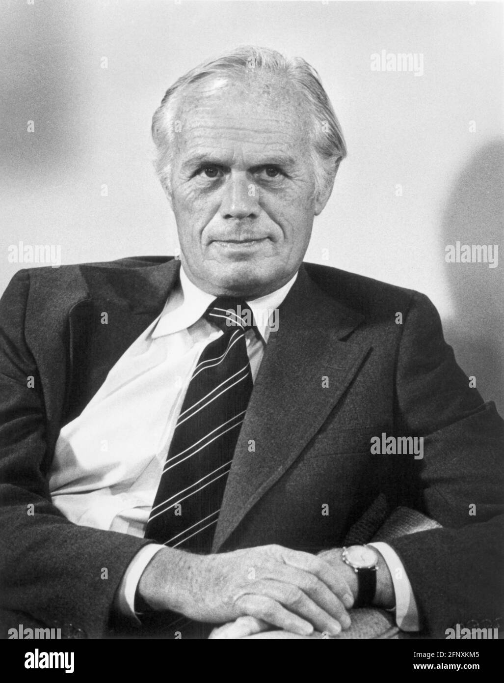 Richard widmark hi-res stock photography and images - Alamy