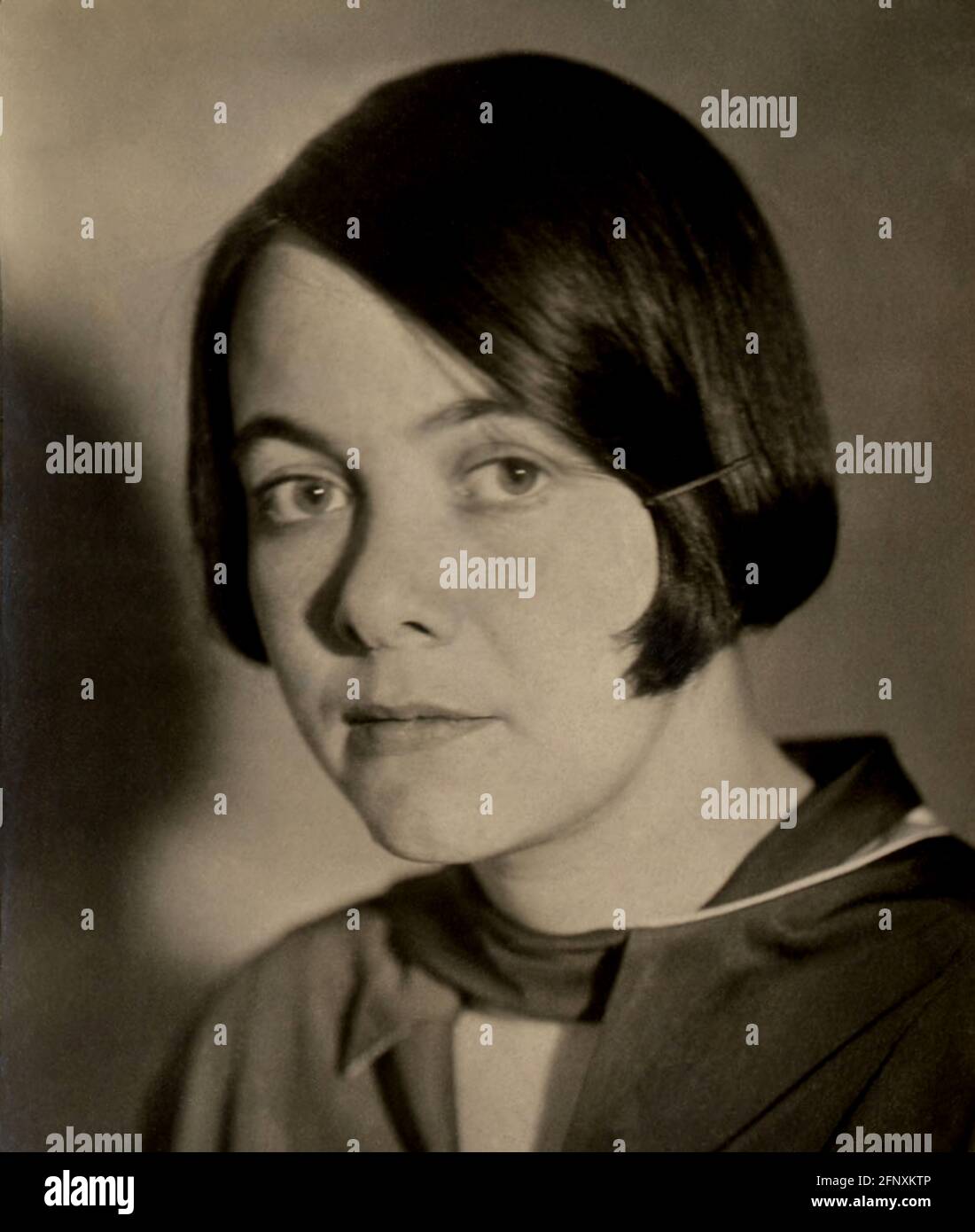 1932 c. , SWEDEN : The swedish woman poet , writer and traslator KARIN ...