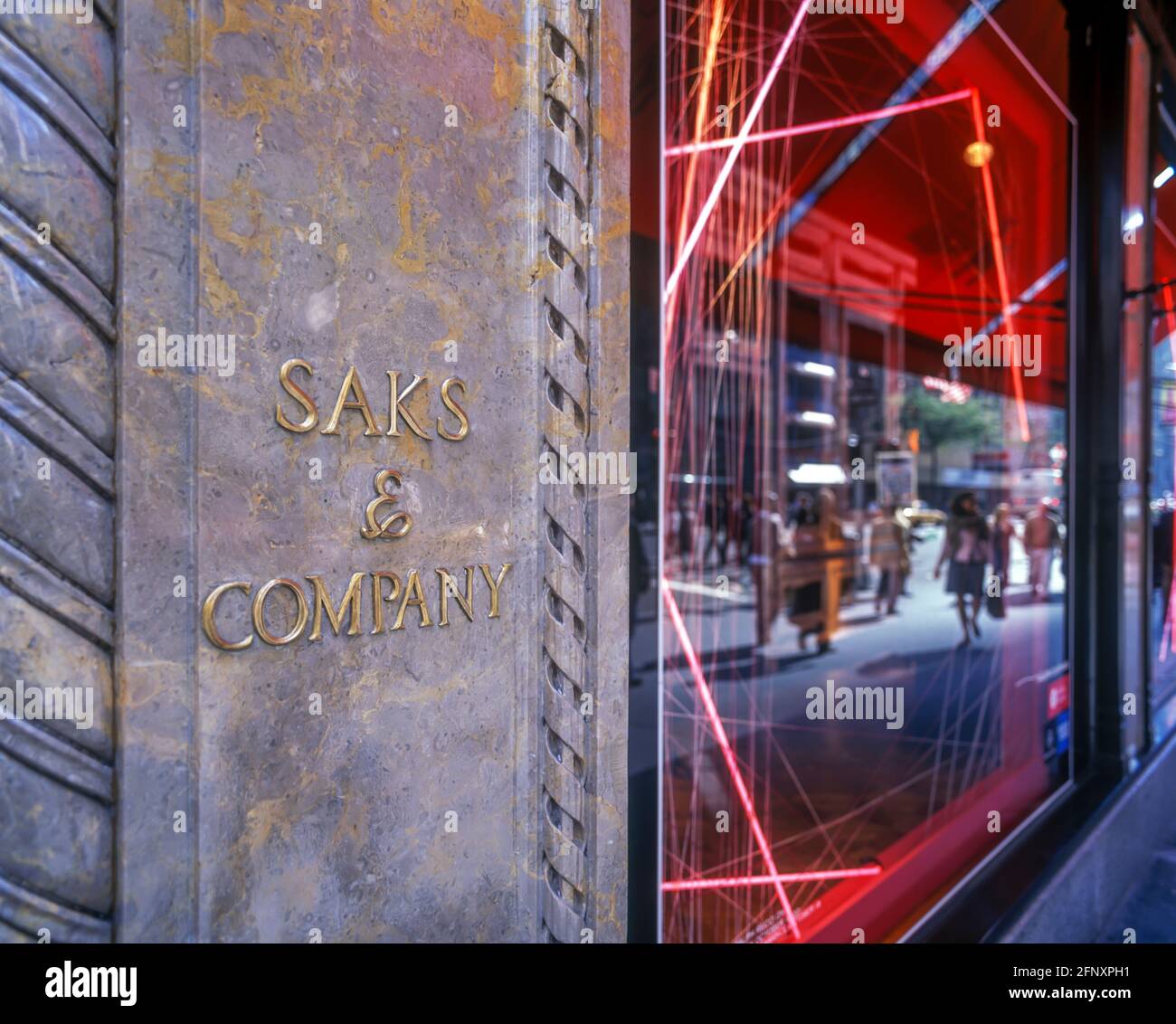 2005 HISTORICAL ENTRANCE SAKS DEPARTMENT STORE FIFTH AVENUE MIDTOWN ...