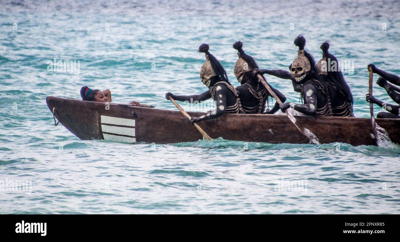 Canoe paddlers on the Travesia Sagrada Maya Stock Photo - Alamy