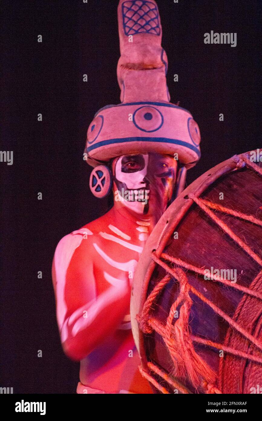 Mayan drum hi-res stock photography and images - Alamy