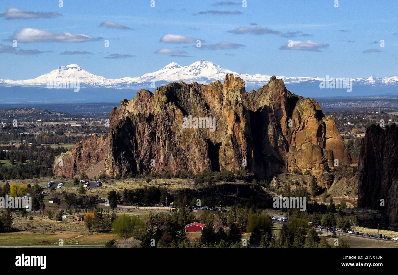 Hiking Smith Rock Oregon Stock Photo - Alamy