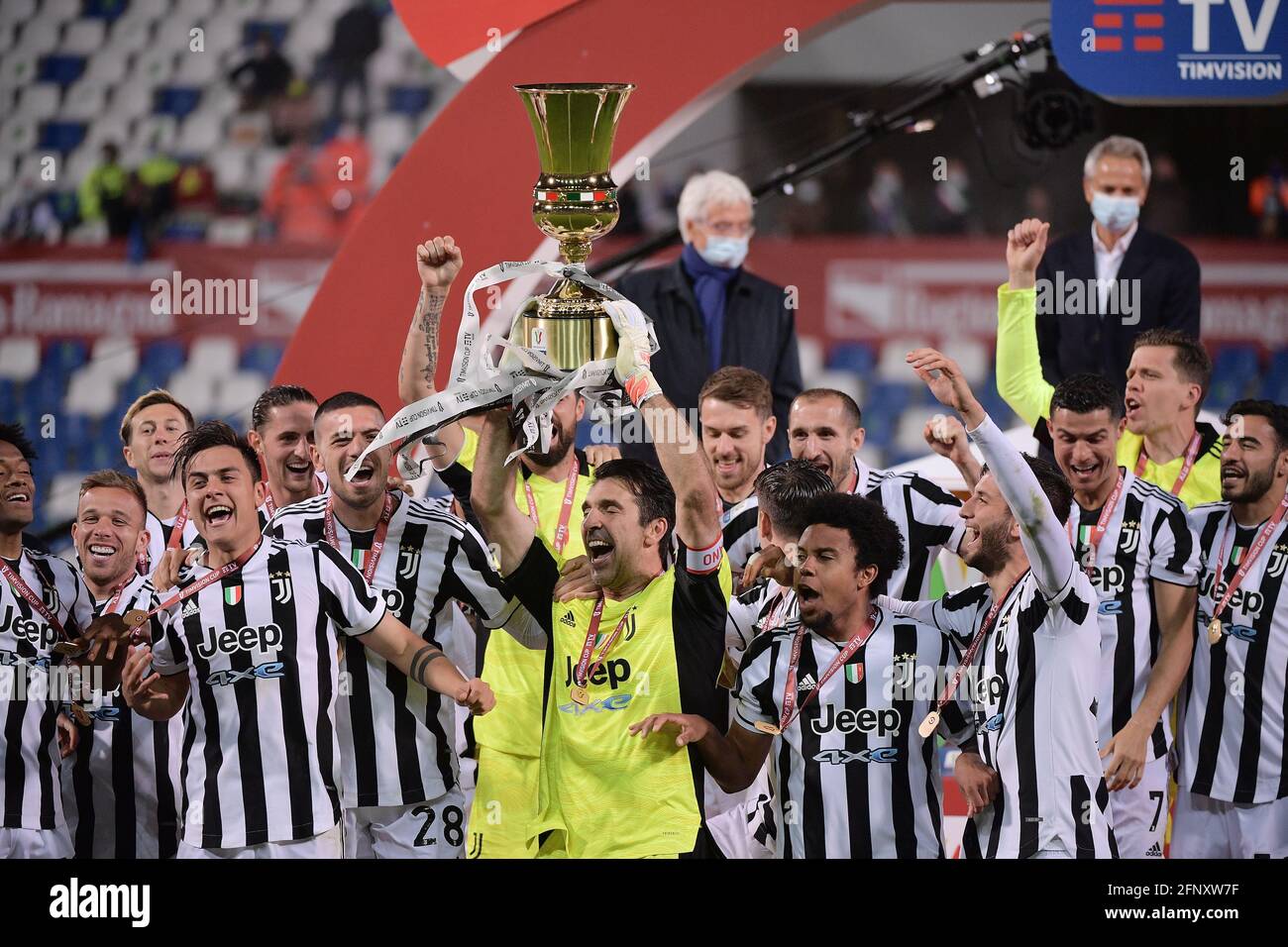 Gianluigi buffon trophy hi-res stock photography and images - Alamy