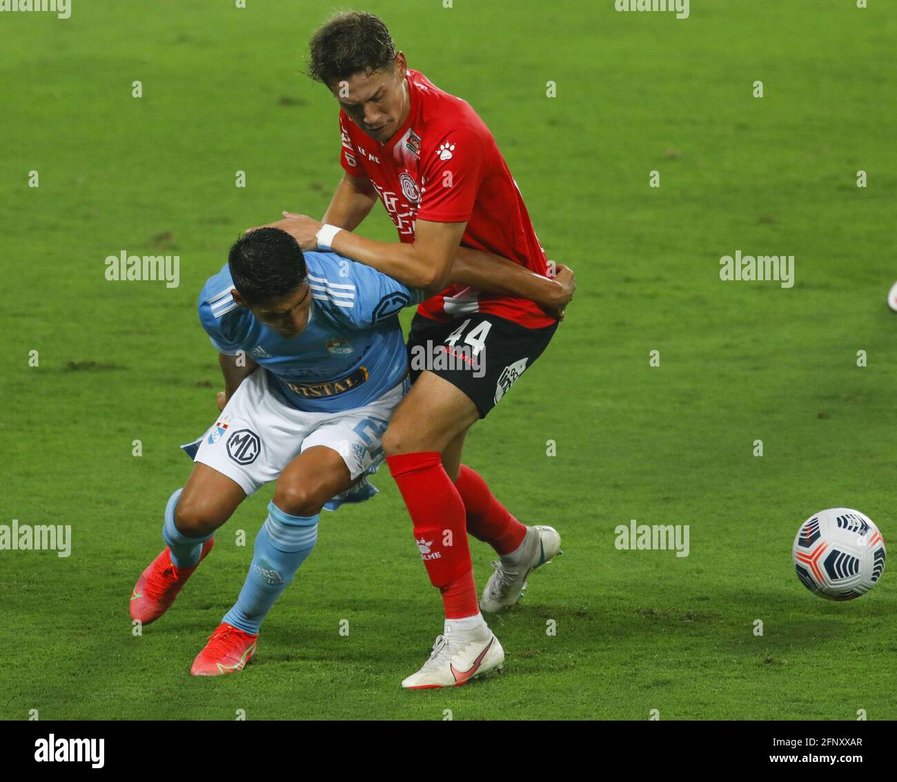 Lima, Peru. 19th May, 2021. I. Avila e J. Sosa during the Copa ...