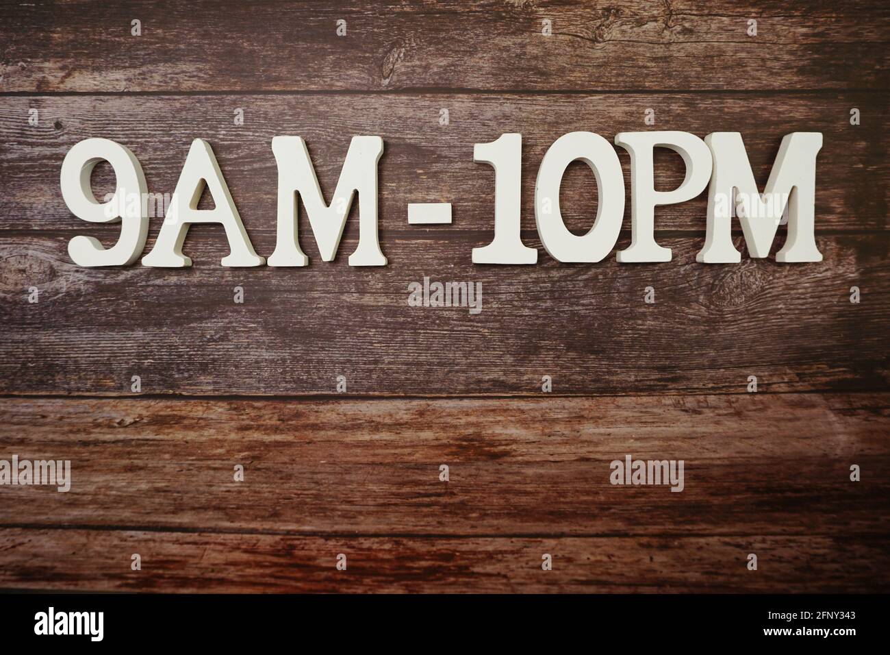 Open and closing times hi-res stock photography and images - Alamy