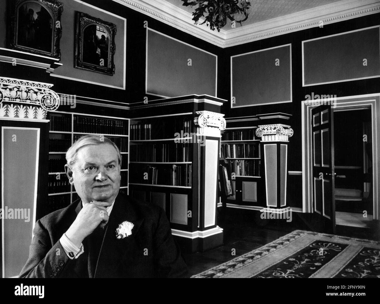 John evelyn english writer Black and White Stock Photos & Images - Alamy