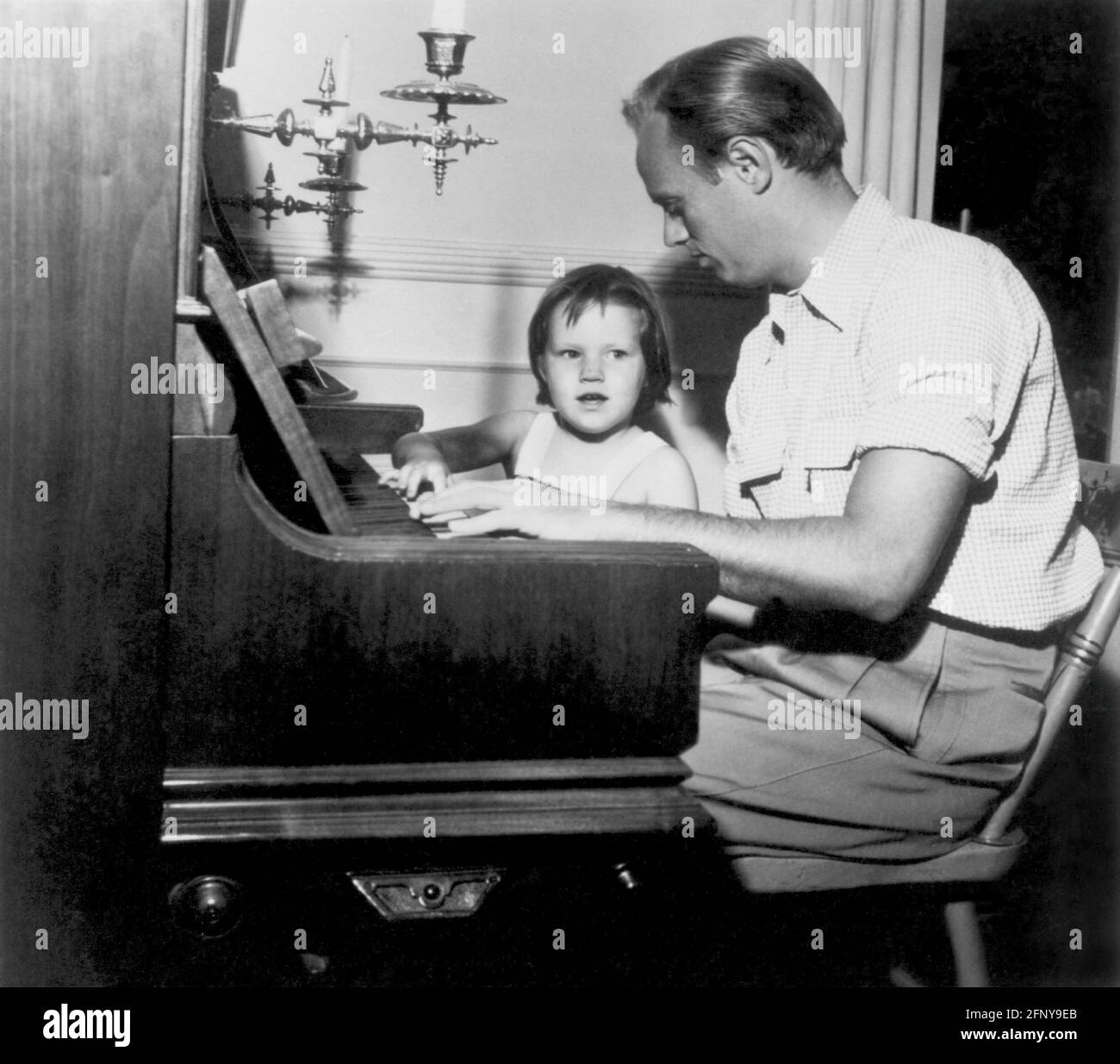 Richard instrument hi-res stock photography and images - Alamy