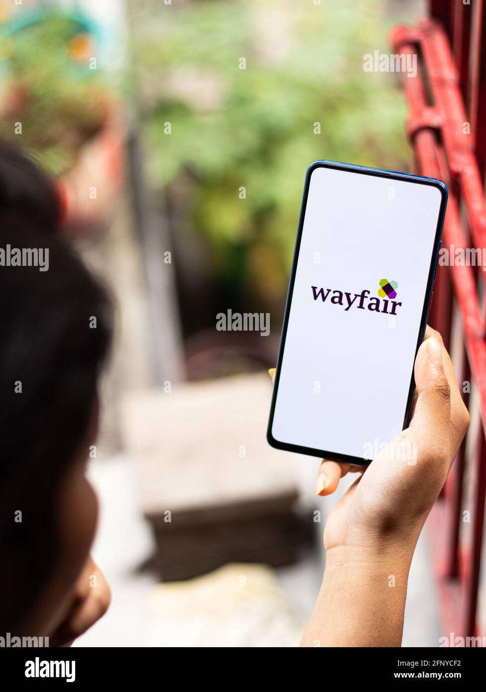 Wayfair shopping hi-res stock photography and images - Alamy