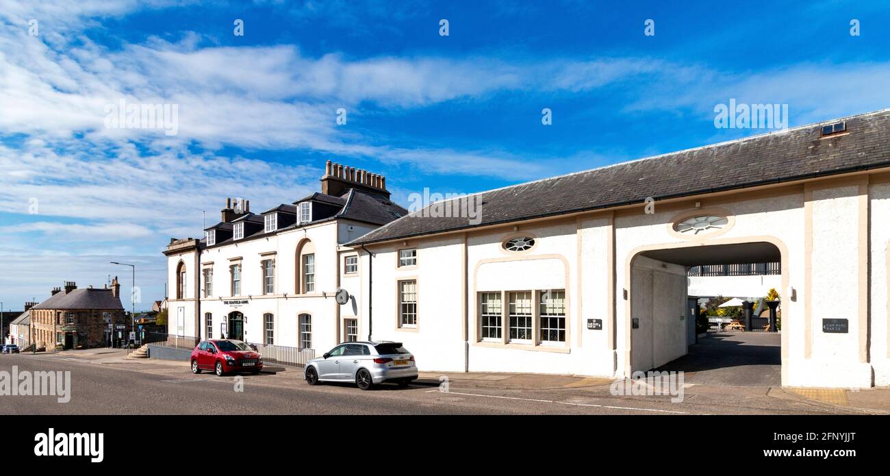 CULLEN TOWN MORAY SCOTLAND CAR PARK ENTRANCE TO THE SEAFIELD ARMS HOTEL ...