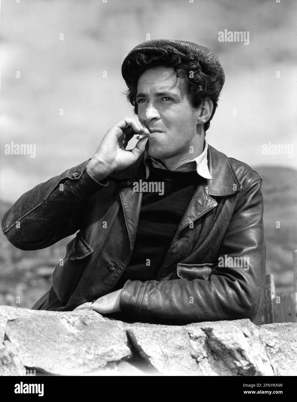 JOHN GREGSON in WHISKY GALORE ! 1949 director ALEXANDER MACKENDRICK ...