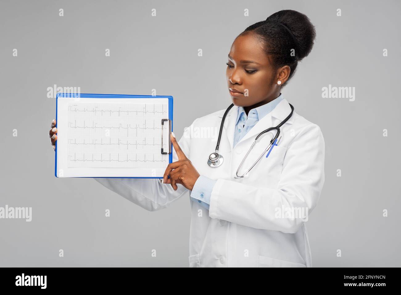 african american female doctor with cardiogram Stock Photo - Alamy