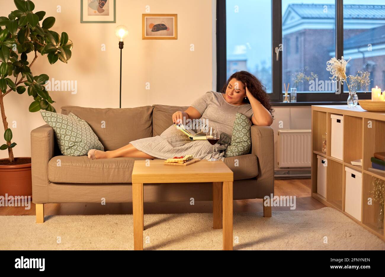 Woman book red wine hi-res stock photography and images - Alamy