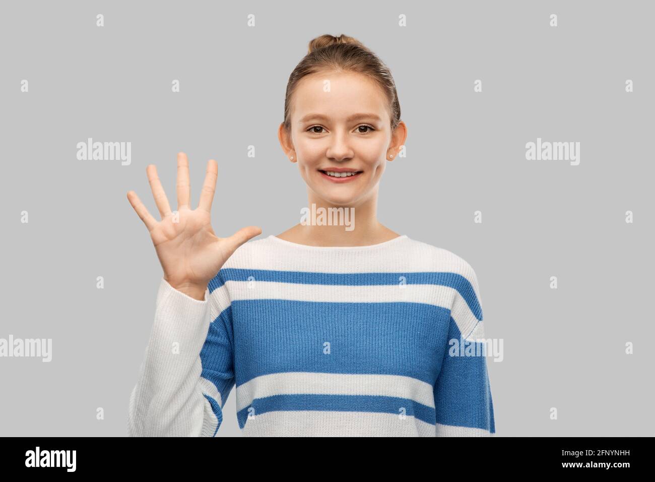 Five fingers counting hi-res stock photography and images - Alamy