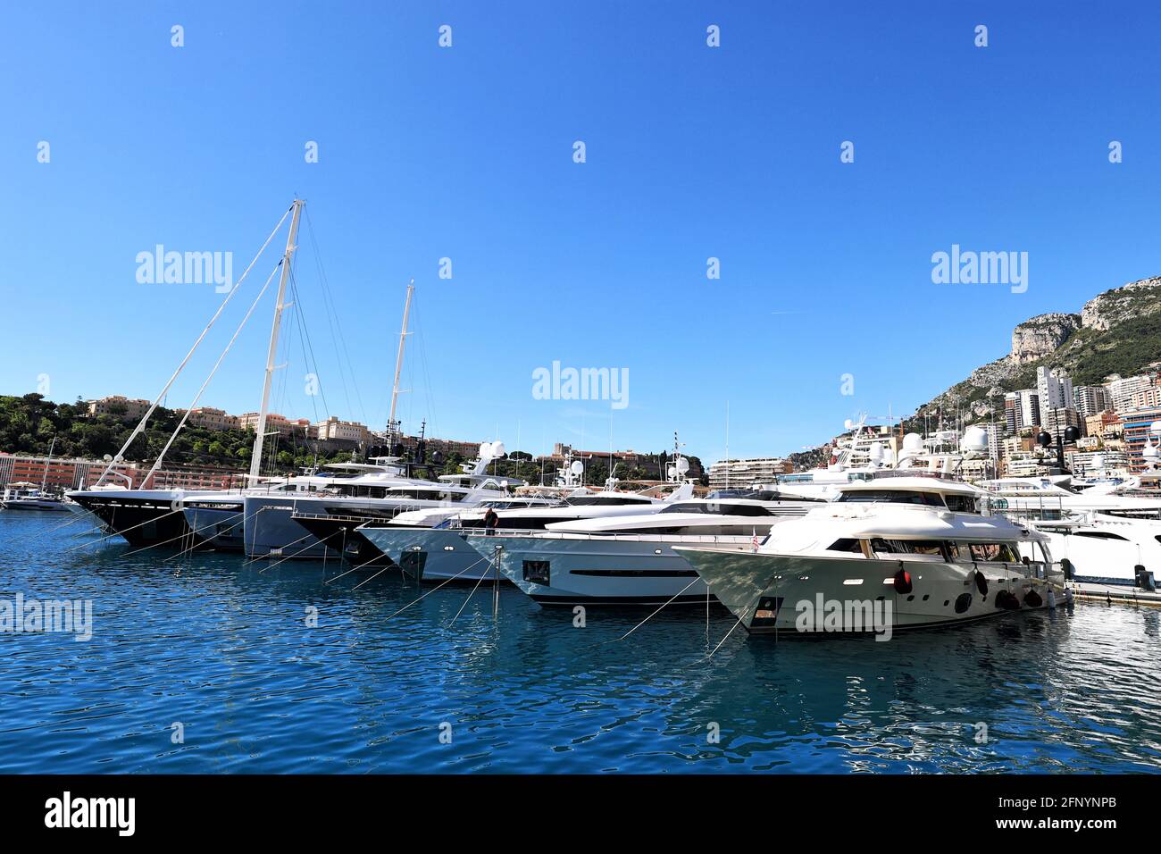 Monaco grand prix 2021 harbour hi-res stock photography and images - Alamy