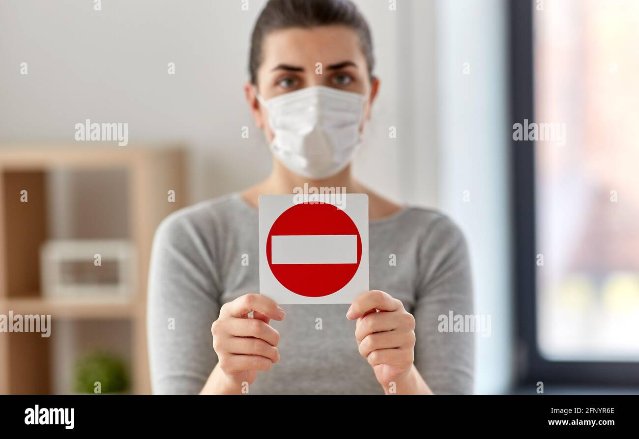 Stop sign hand hi-res stock photography and images - Alamy