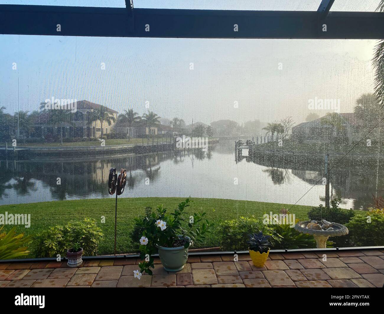 Intersecting canals hi-res stock photography and images - Alamy