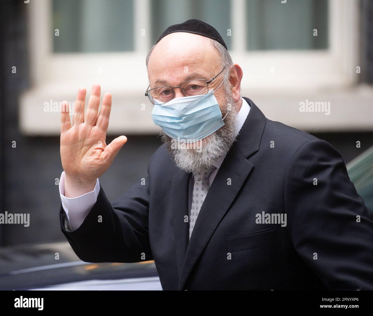 Chief rabbi ephraim mirvis hi-res stock photography and images - Alamy