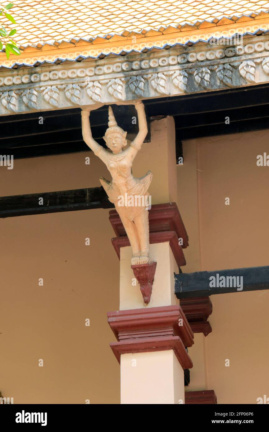 A Statue supporting the roof of Wat Phnom in Phnom Penh Cambodia Stock ...