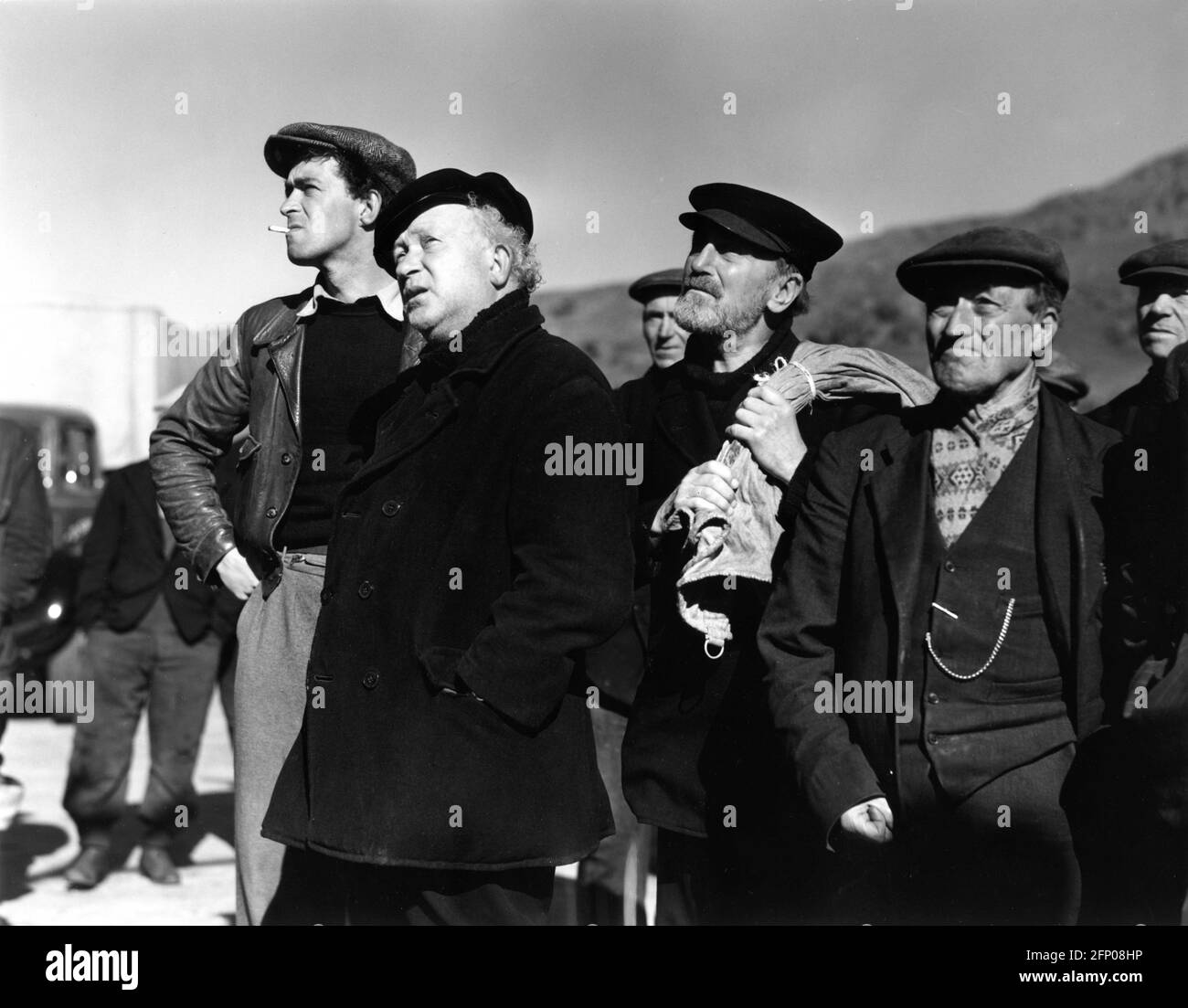 JOHN GREGSON MORLAND GRAHAM and WYLIE WATSON in WHISKY GALORE ! 1949 ...