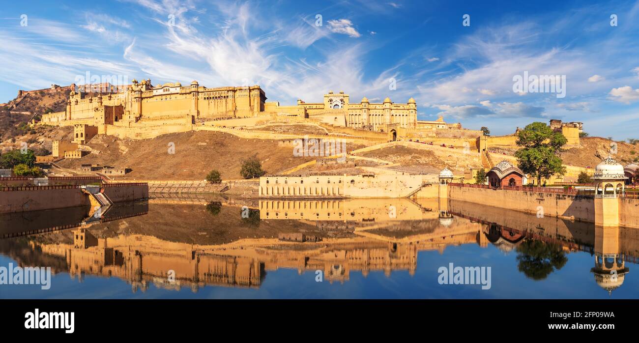 Amber Fort at sunrise, wonderful panorama, Jaipur, Rajasthan, India ...